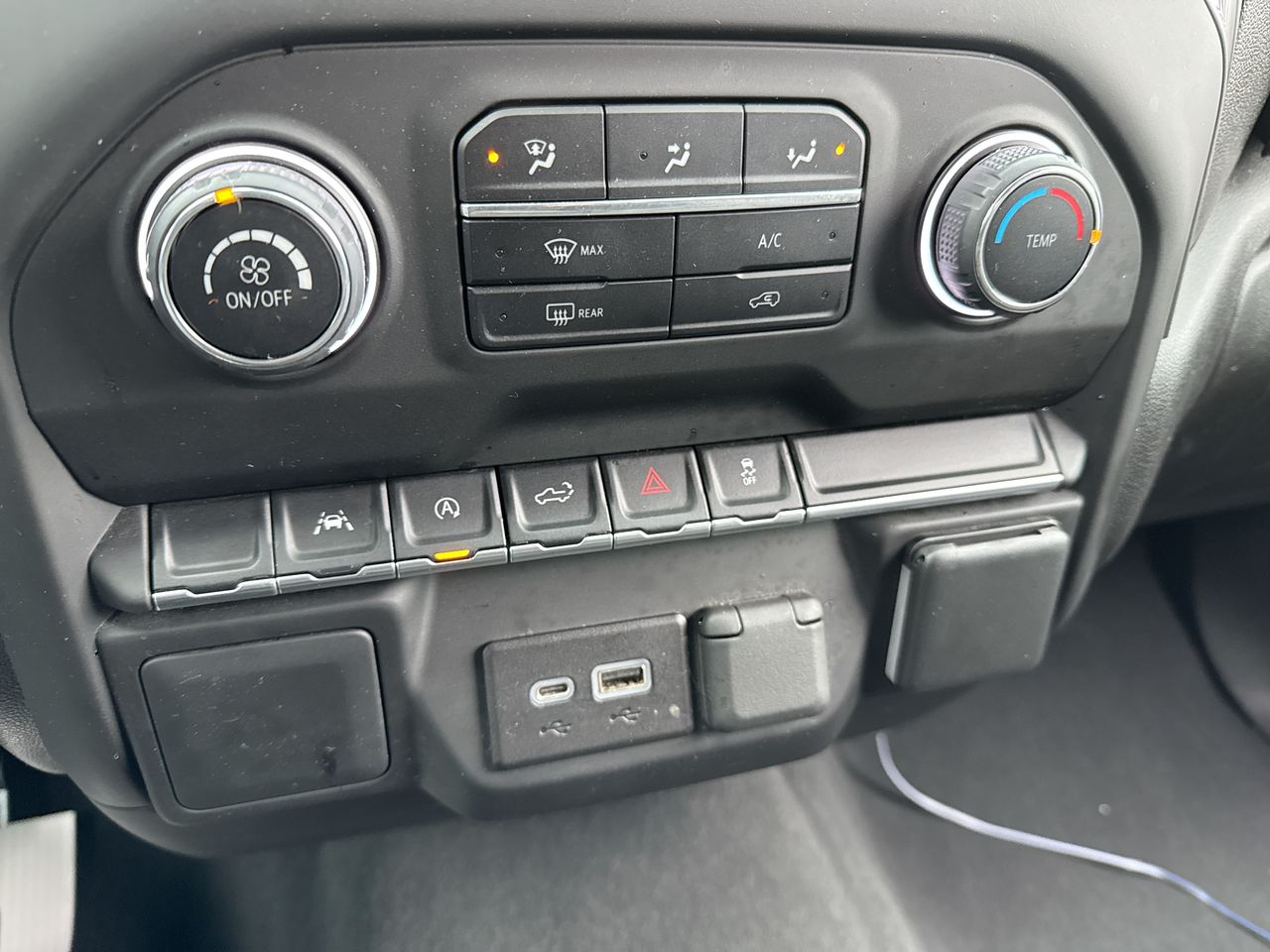 2022 Chevrolet Silverado 1500 Custom Avon OH | Avon Lorain Elyria Ohio ...